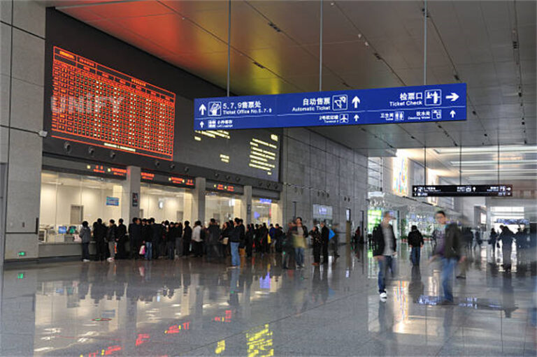 Transportation Hub LED Display for Airports, Stations, and Terminals